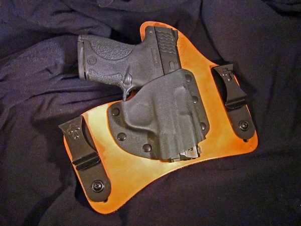 Hybrid IWB Holsters – No More? - The Tactical Wire | The Tactical Wire